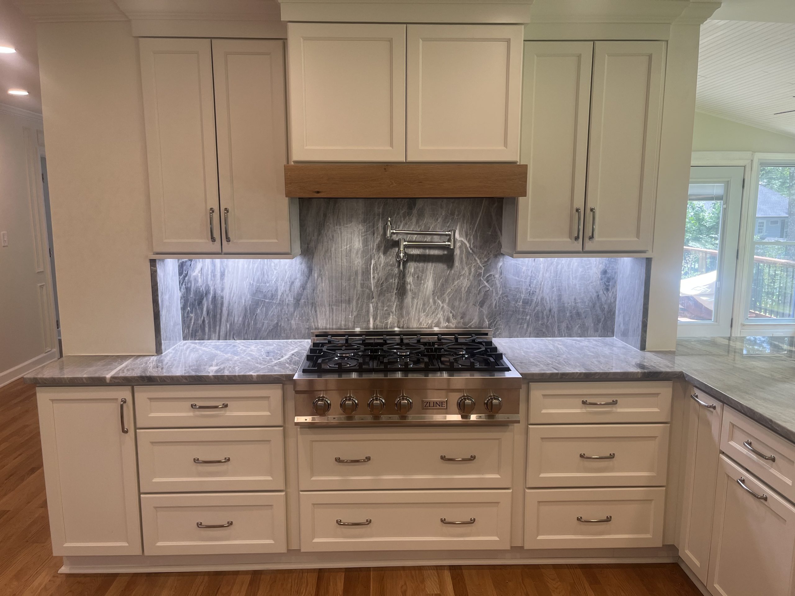 Kitchen Showroom & Design | Granite & Cabinet Direct